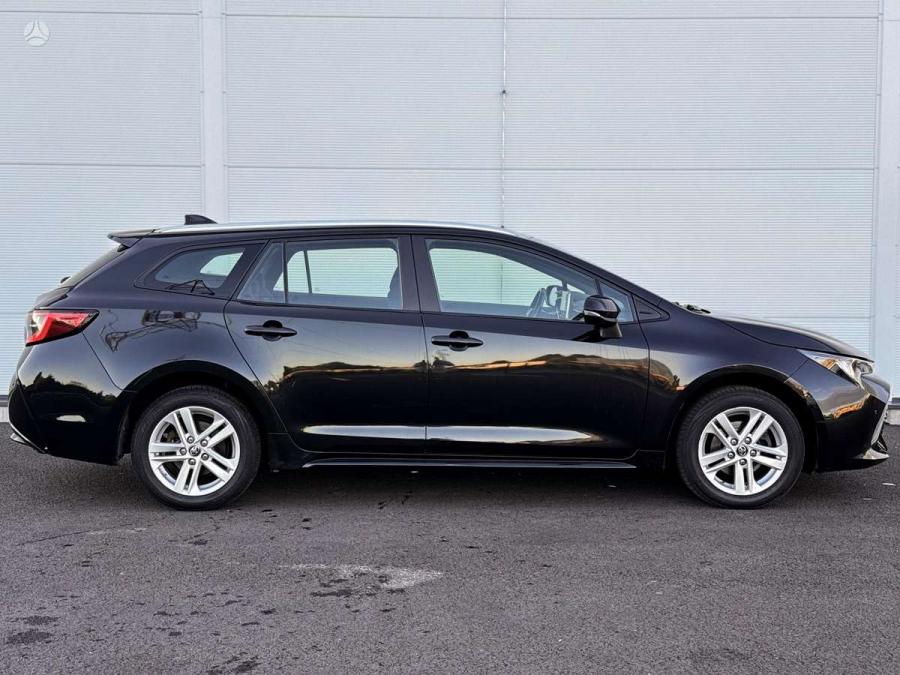 Melns Toyota Corolla 2019 Tallina, ar dzinēja tilpumu 1.80 L un nobraukumu 277 tūkst. km par 11990 €, foto 10 vietnē AUTOMOTO.COM.LV
