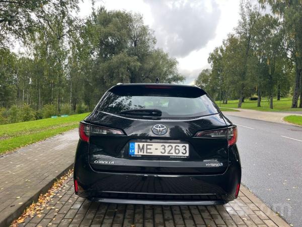 Тойота Королла 2019 в Лимбажи на AUTOMOTO.COM.LV Черный Тойота Королла 2019 в Лимбажи, объемом двигателя 1.80 л и пробегом 95 тыс. км за 16900 €, фото 6 на AUTOMOTO.COM.LV