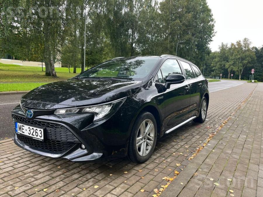 Black Toyota Corolla 2019 in Limbazi, with an engine capacity of 1.80 L and mileage of 95 thousand km for 16900 €, photo 13 on AUTOMOTO.COM.LV