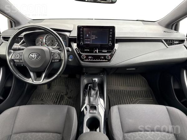 Black Toyota Corolla 2019 in Riga, with an engine capacity of 1.80 L and mileage of 96 thousand km for 17200 €, photo 9 on AUTOMOTO.COM.LV