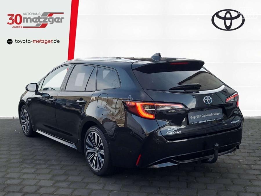 Black Toyota Corolla 2020 in Kaunas, with an engine capacity of 2.00 L and mileage of 79 thousand km for 25469 €, photo 4 on AUTOMOTO.COM.LV