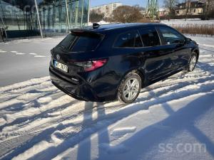 Black Toyota Corolla 2020 in Riga, with an engine capacity of 1.80 L and mileage of 64 thousand km for 18800 €, photo 5 on AUTOMOTO.COM.LV