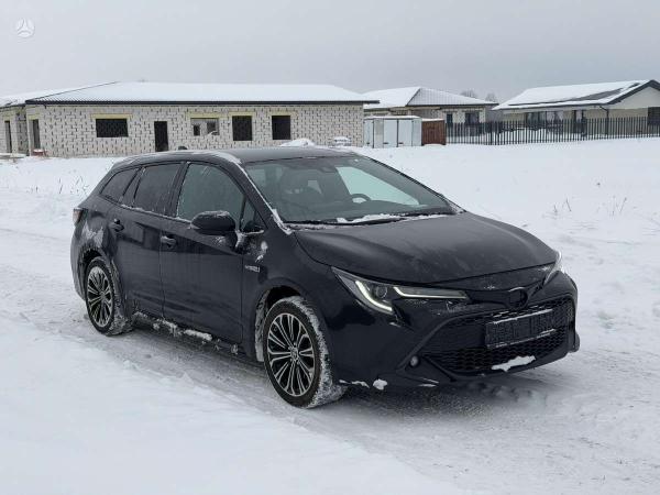 Melns Toyota Corolla 2020 Panevēža, ar dzinēja tilpumu 1.80 L un nobraukumu 82 tūkst. km par 14000 €, foto 1 vietnē AUTOMOTO.COM.LV