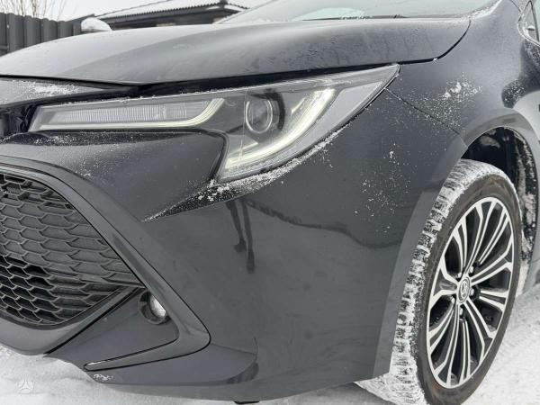 Melns Toyota Corolla 2020 Panevēža, ar dzinēja tilpumu 1.80 L un nobraukumu 82 tūkst. km par 14000 €, foto 4 vietnē AUTOMOTO.COM.LV