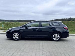 Black Toyota Corolla 2020 in Vilnius, with an engine capacity of 1.80 L and mileage of 196 thousand km for 15350 €, photo 8 on AUTOMOTO.COM.LV