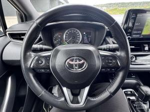 Black Toyota Corolla 2020 in Vilnius, with an engine capacity of 1.80 L and mileage of 196 thousand km for 15350 €, photo 13 on AUTOMOTO.COM.LV