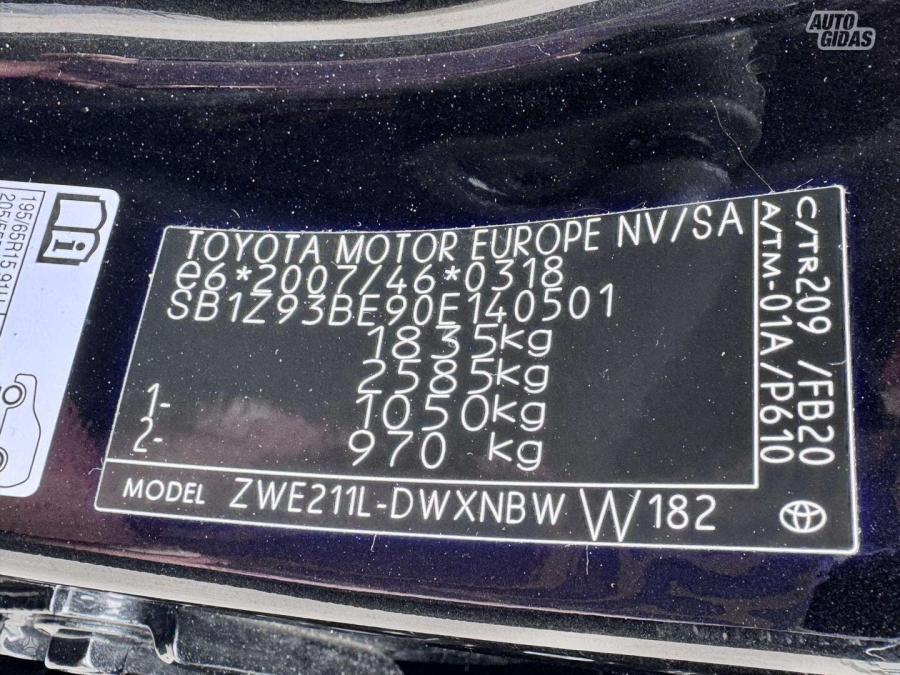 Black Toyota Corolla 2020 in Vilnius, with an engine capacity of 1.80 L and mileage of 196 thousand km for 15350 €, photo 29 on AUTOMOTO.COM.LV