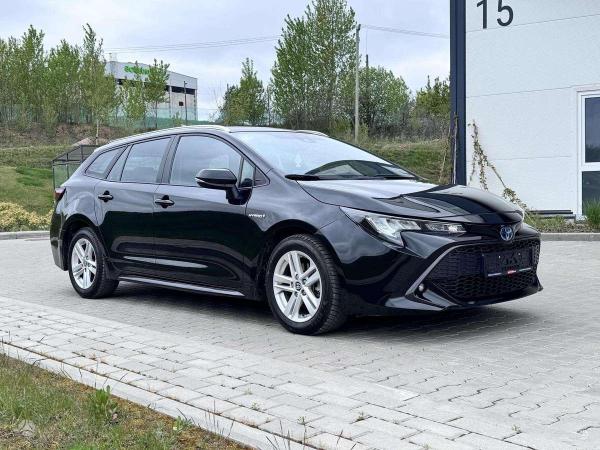 Черный Тойота Королла 2020 в Вильнюс, объемом двигателя 1.80 л и пробегом 196 тыс. км за 15350 €, фото 3 на AUTOMOTO.COM.LV
