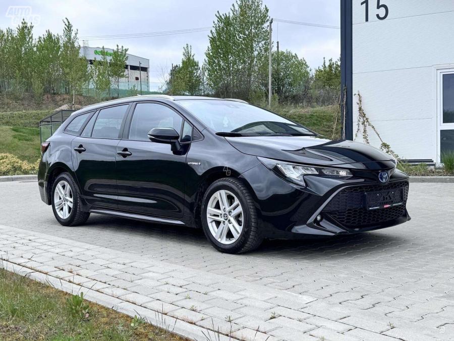 Черный Тойота Королла 2020 в Вильнюс, объемом двигателя 1.80 л и пробегом 196 тыс. км за 15350 €, фото 4 на AUTOMOTO.COM.LV