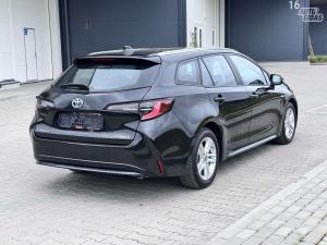 Черный Тойота Королла 2020 в Вильнюс, объемом двигателя 1.80 л и пробегом 196 тыс. км за 15350 €, фото 5 на AUTOMOTO.COM.LV
