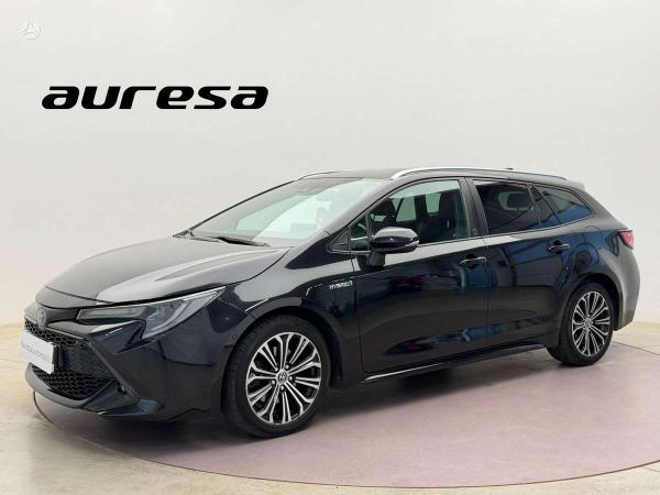 Black Toyota Corolla 2020 in Panevezys, with an engine capacity of 1.99 L and mileage of 191 thousand km for 13990 €, photo 1 on AUTOMOTO.COM.LV