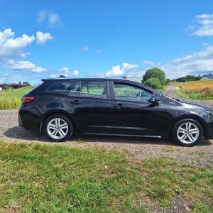 Black Toyota Corolla 2020 in Vilnius, with an engine capacity of 1.80 L and mileage of 241 thousand km for 11300 €, photo 10 on AUTOMOTO.COM.LV