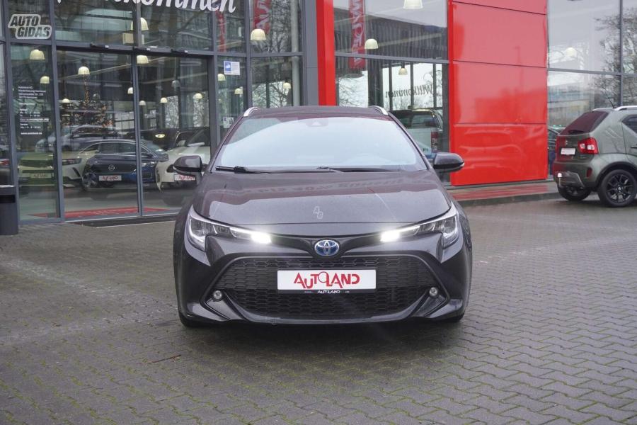 Black Toyota Corolla 2021 in Kaunas, with an engine capacity of 1.80 L and mileage of 69 thousand km for 24450 €, photo 3 on AUTOMOTO.COM.LV
