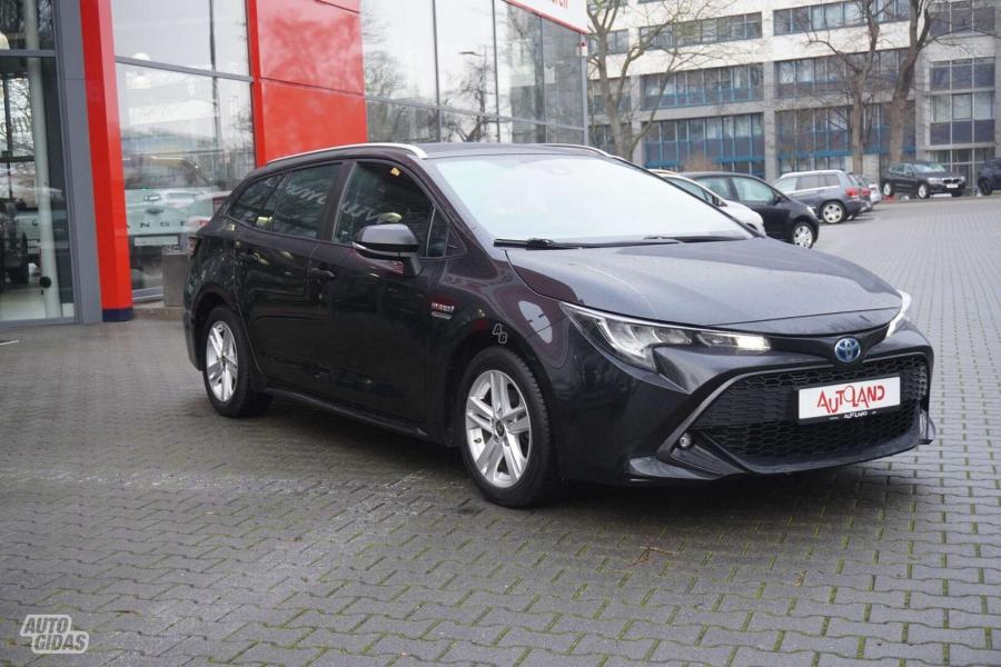 Black Toyota Corolla 2021 in Kaunas, with an engine capacity of 1.80 L and mileage of 69 thousand km for 24450 €, photo 4 on AUTOMOTO.COM.LV
