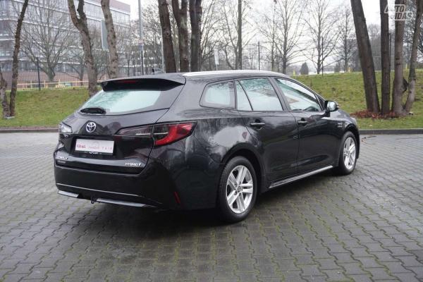 Black Toyota Corolla 2021 in Kaunas, with an engine capacity of 1.80 L and mileage of 69 thousand km for 24450 €, photo 6 on AUTOMOTO.COM.LV