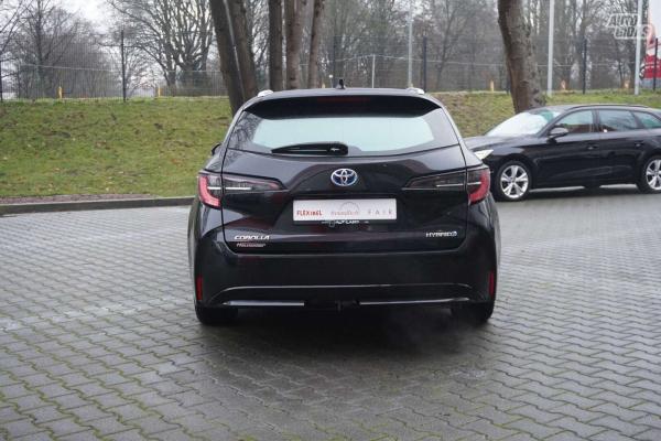 Black Toyota Corolla 2021 in Kaunas, with an engine capacity of 1.80 L and mileage of 69 thousand km for 24450 €, photo 7 on AUTOMOTO.COM.LV