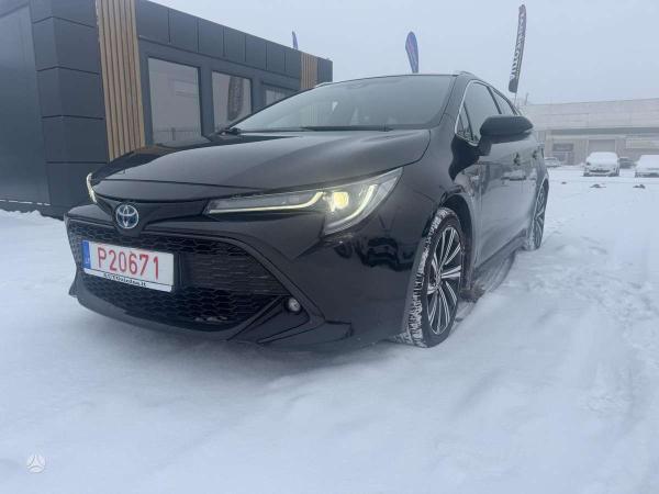 Melns Toyota Corolla 2021 Panevēža, ar dzinēja tilpumu 1.99 L un nobraukumu 120 tūkst. km par 17800 €, foto 2 vietnē AUTOMOTO.COM.LV