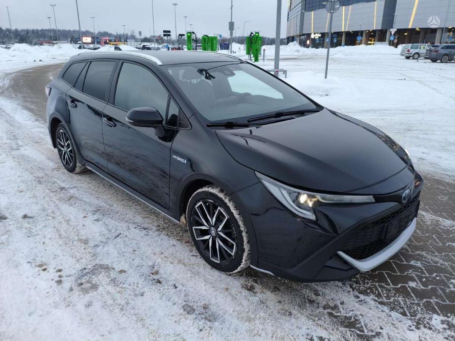 Melns Toyota Corolla 2021 Viļņa, ar dzinēja tilpumu 1.80 L un nobraukumu 290 tūkst. km par 13400 €, foto 3 vietnē AUTOMOTO.COM.LV