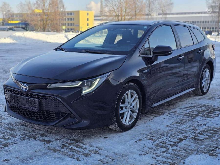 Melns Toyota Corolla 2021 Rokiškis, ar dzinēja tilpumu 1.80 L un nobraukumu 380 tūkst. km par 9850 €, foto 2 vietnē AUTOMOTO.COM.LV