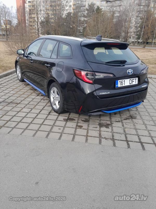 Black Toyota Corolla 2021 in Tallinn, with an engine capacity of 2.00 L and mileage of 65 thousand km for 18900 €, photo 7 on AUTOMOTO.COM.LV