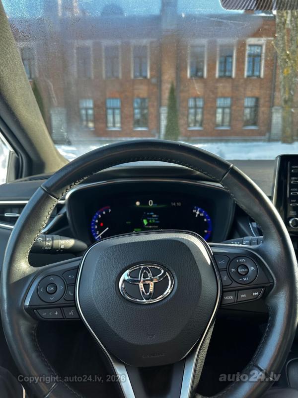 Melns Toyota Corolla 2021 Tallina, ar dzinēja tilpumu 1.80 L un nobraukumu 70 tūkst. km par 19500 €, foto 11 vietnē AUTOMOTO.COM.LV