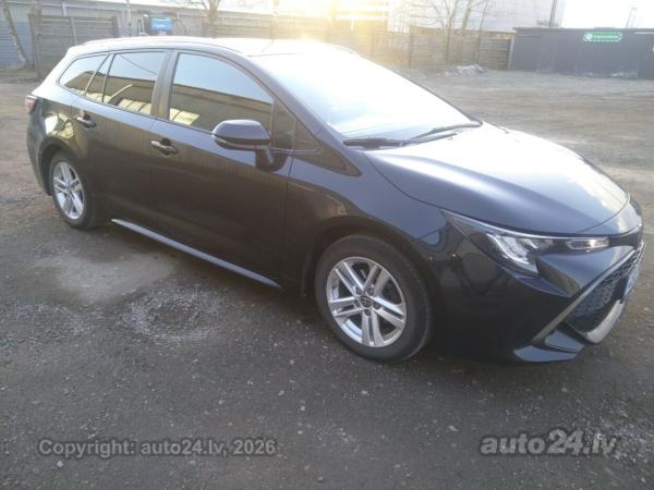 Melns Toyota Corolla 2021 Tallina, ar dzinēja tilpumu 1.20 L un nobraukumu 116 tūkst. km par 16400 €, foto 3 vietnē AUTOMOTO.COM.LV