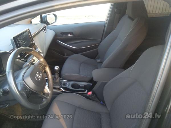 Melns Toyota Corolla 2021 Tallina, ar dzinēja tilpumu 1.20 L un nobraukumu 116 tūkst. km par 16400 €, foto 11 vietnē AUTOMOTO.COM.LV