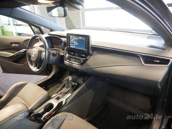 Melns Toyota Corolla 2021 Tallina, ar dzinēja tilpumu 1.80 L un nobraukumu 84 tūkst. km par 19900 €, foto 10 vietnē AUTOMOTO.COM.LV