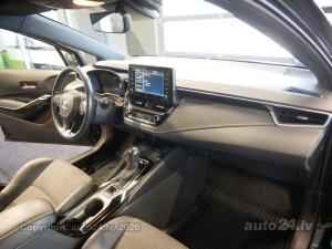 Melns Toyota Corolla 2021 Tallina, ar dzinēja tilpumu 1.80 L un nobraukumu 84 tūkst. km par 19900 €, foto 11 vietnē AUTOMOTO.COM.LV