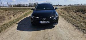 Black Toyota Corolla 2021 in Siauliai, with an engine capacity of 1.80 L and mileage of 260 thousand km for 14799 €, photo 5 on AUTOMOTO.COM.LV