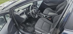Black Toyota Corolla 2021 in Siauliai, with an engine capacity of 1.80 L and mileage of 260 thousand km for 14799 €, photo 12 on AUTOMOTO.COM.LV