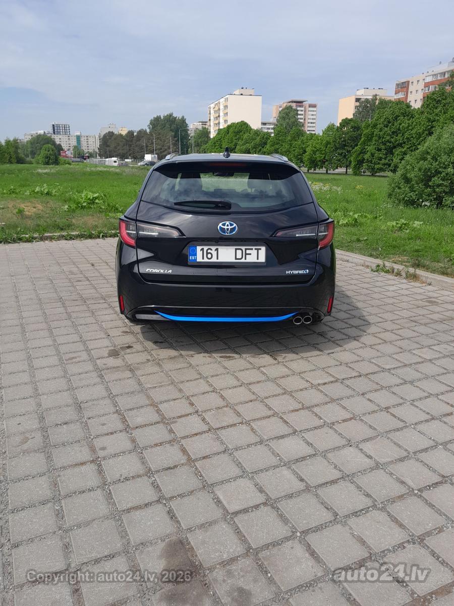 Melns Toyota Corolla 2021 Tallina, ar dzinēja tilpumu 1.99 L un nobraukumu 66 tūkst. km par 18900 €, foto 7 vietnē AUTOMOTO.COM.LV