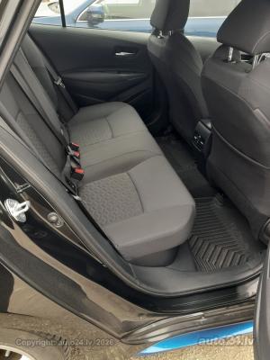 Melns Toyota Corolla 2021 Tallina, ar dzinēja tilpumu 1.99 L un nobraukumu 66 tūkst. km par 18900 €, foto 12 vietnē AUTOMOTO.COM.LV