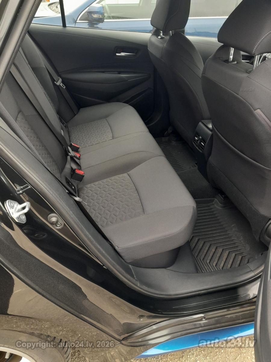 Melns Toyota Corolla 2021 Tallina, ar dzinēja tilpumu 1.99 L un nobraukumu 66 tūkst. km par 18900 €, foto 12 vietnē AUTOMOTO.COM.LV