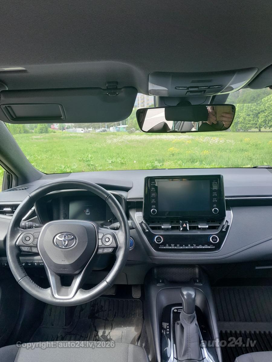 Melns Toyota Corolla 2021 Tallina, ar dzinēja tilpumu 1.99 L un nobraukumu 66 tūkst. km par 18900 €, foto 13 vietnē AUTOMOTO.COM.LV