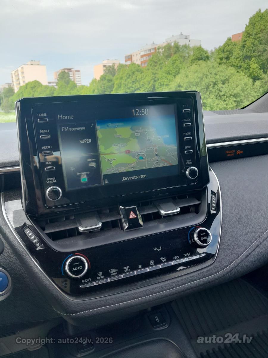 Melns Toyota Corolla 2021 Tallina, ar dzinēja tilpumu 1.99 L un nobraukumu 66 tūkst. km par 18900 €, foto 17 vietnē AUTOMOTO.COM.LV