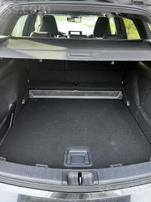 Black Toyota Corolla 2021 in Riga, with an engine capacity of 2.00 L and mileage of 82 thousand km for 17500 €, photo 17 on AUTOMOTO.COM.LV