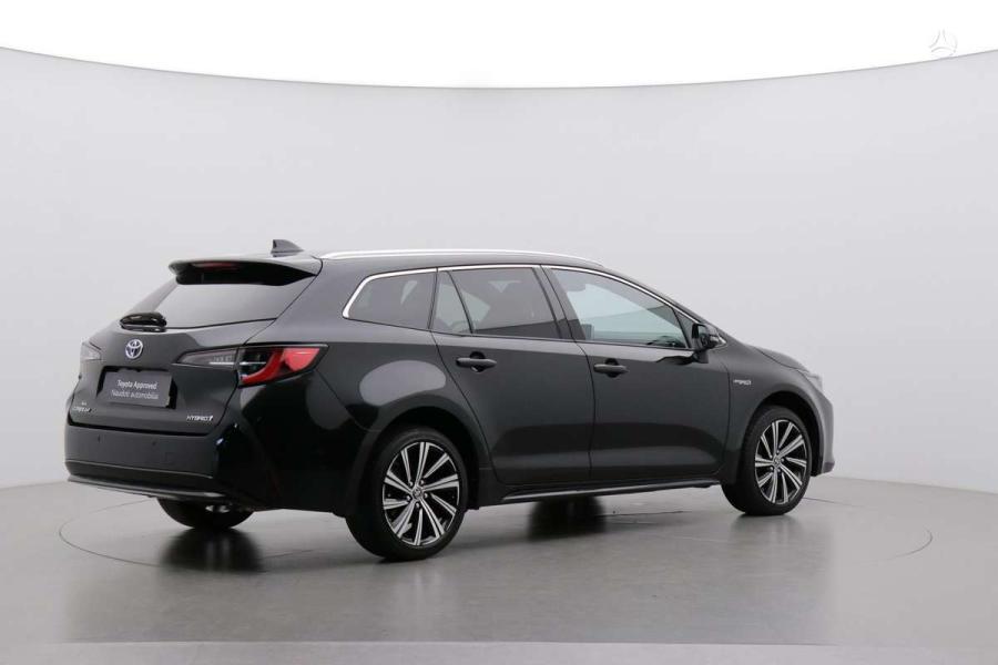 Melns Toyota Corolla 2021 Viļņa, ar dzinēja tilpumu 1.80 L un nobraukumu 72 tūkst. km par 21900 €, foto 4 vietnē AUTOMOTO.COM.LV
