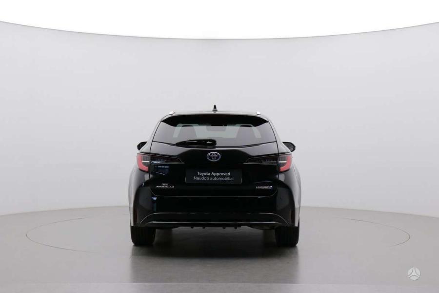 Melns Toyota Corolla 2021 Viļņa, ar dzinēja tilpumu 1.80 L un nobraukumu 72 tūkst. km par 21900 €, foto 6 vietnē AUTOMOTO.COM.LV