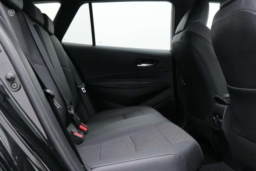 Melns Toyota Corolla 2021 Viļņa, ar dzinēja tilpumu 1.80 L un nobraukumu 72 tūkst. km par 21900 €, foto 11 vietnē AUTOMOTO.COM.LV
