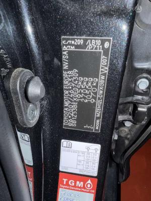 Black Toyota Corolla 2021 in Vilnius, with an engine capacity of 1.99 L and mileage of 77 thousand km for 23500 €, photo 18 on AUTOMOTO.COM.LV