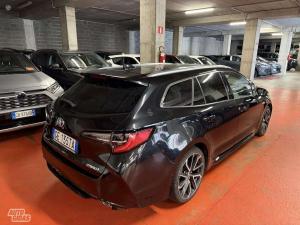 Black Toyota Corolla 2021 in Vilnius, with an engine capacity of 2.00 L and mileage of 77 thousand km for 22500 €, photo 7 on AUTOMOTO.COM.LV