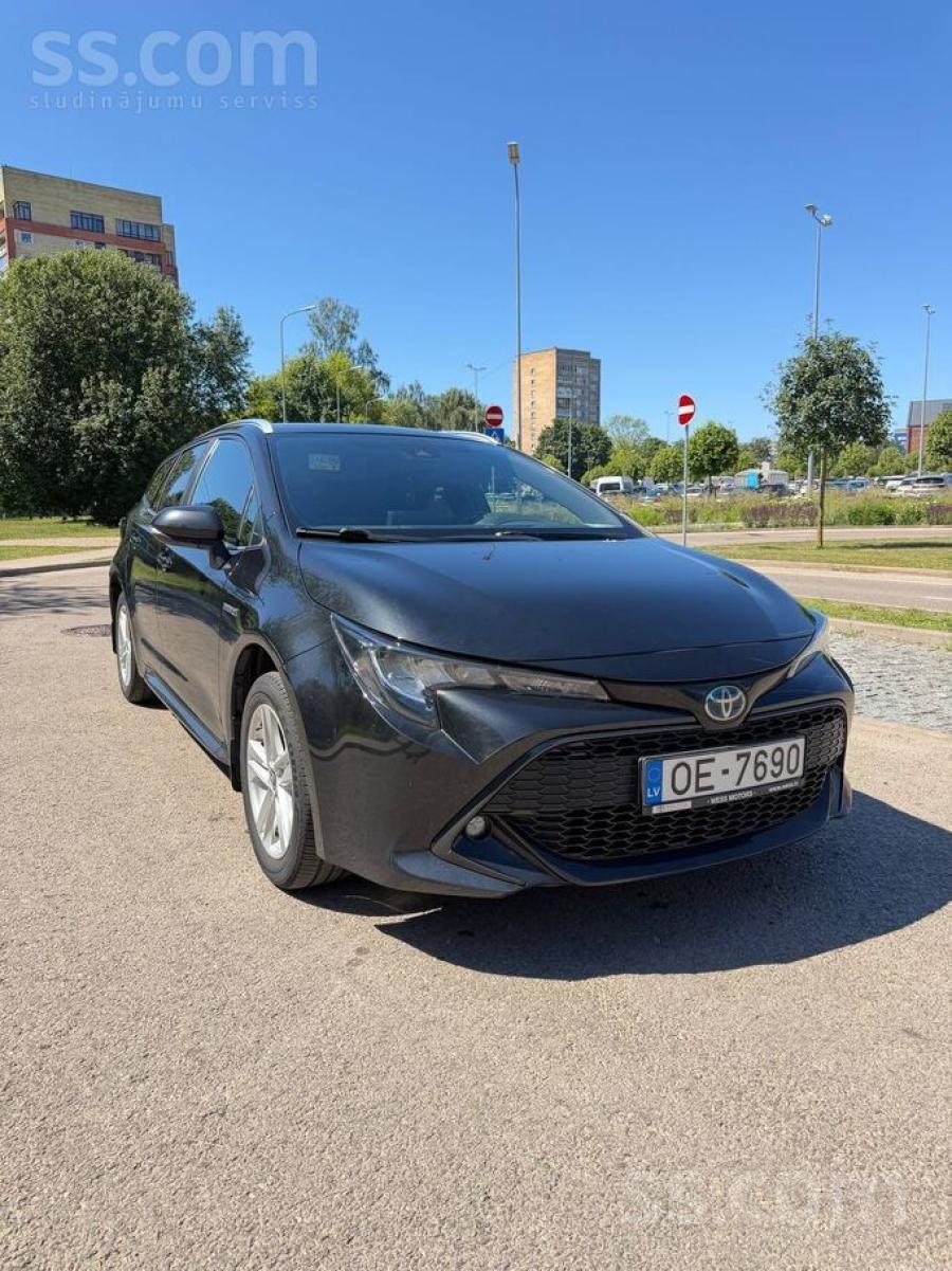 Melns Toyota Corolla 2021 Rīga, ar dzinēja tilpumu 1.80 L un nobraukumu 87 tūkst. km par 18000 €, foto 4 vietnē AUTOMOTO.COM.LV