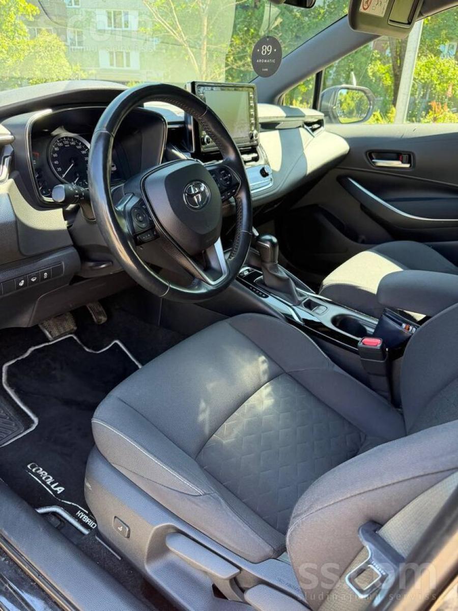 Melns Toyota Corolla 2021 Rīga, ar dzinēja tilpumu 1.80 L un nobraukumu 87 tūkst. km par 18000 €, foto 8 vietnē AUTOMOTO.COM.LV