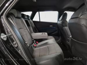 Black Toyota Corolla 2021 in Tallinn, with an engine capacity of 1.20 L and mileage of 83 thousand km for 17990 €, photo 9 on AUTOMOTO.COM.LV