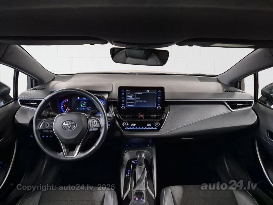 Black Toyota Corolla 2021 in Tallinn, with an engine capacity of 1.20 L and mileage of 83 thousand km for 17990 €, photo 10 on AUTOMOTO.COM.LV