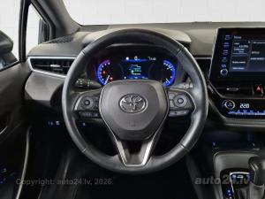 Black Toyota Corolla 2021 in Tallinn, with an engine capacity of 1.20 L and mileage of 83 thousand km for 17990 €, photo 14 on AUTOMOTO.COM.LV