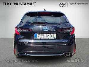 Black Toyota Corolla 2021 in Tallinn, with an engine capacity of 1.99 L and mileage of 65 thousand km for 20995 €, photo 5 on AUTOMOTO.COM.LV