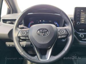 Black Toyota Corolla 2021 in Tallinn, with an engine capacity of 1.99 L and mileage of 65 thousand km for 20995 €, photo 13 on AUTOMOTO.COM.LV