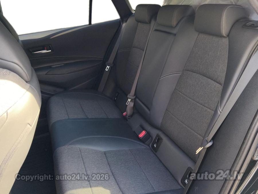 Black Toyota Corolla 2021 in Tallinn, with an engine capacity of 1.99 L and mileage of 65 thousand km for 20995 €, photo 20 on AUTOMOTO.COM.LV